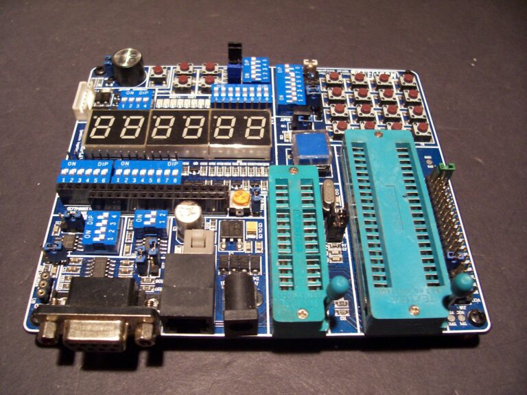 Programming a PIC Microcontroller in Assembly Code, Blink an LED ...